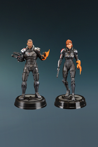 Mass Effect: Commander Jane Shepard PVC Figure – Official BioWare Gear ...