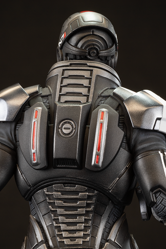 Mass Effect: Commander John Shepard PVC Figure – Official BioWare Gear ...