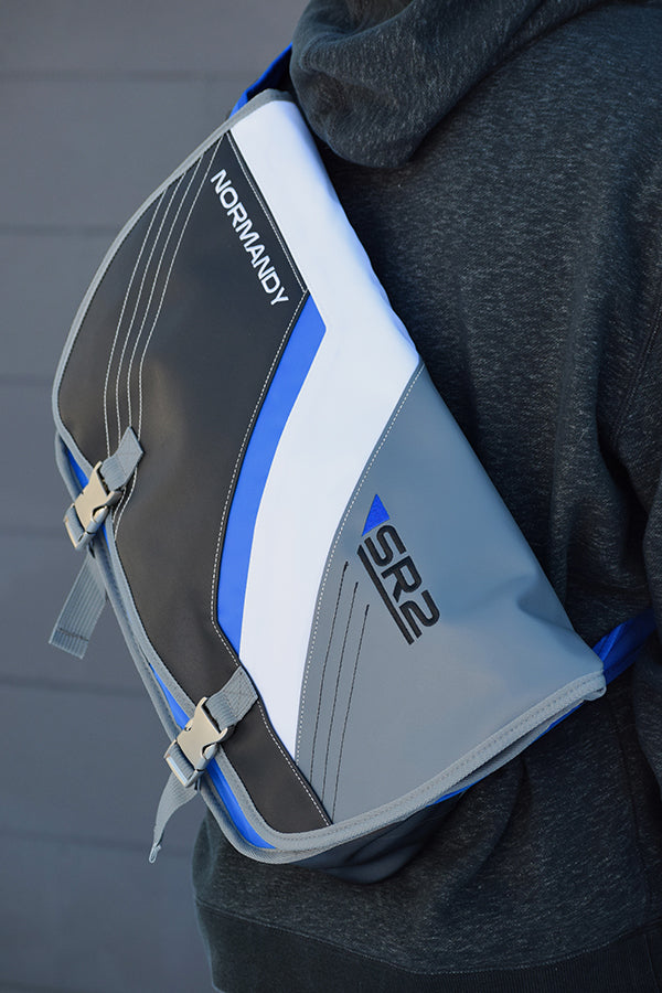 Mass Effect SR2 Alliance Messenger Bag – Official BioWare Gear Store